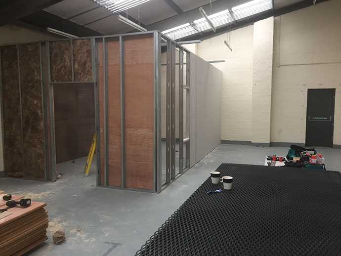 Suspended Ceilings - Partition Systems - Industrial & Commercial ...